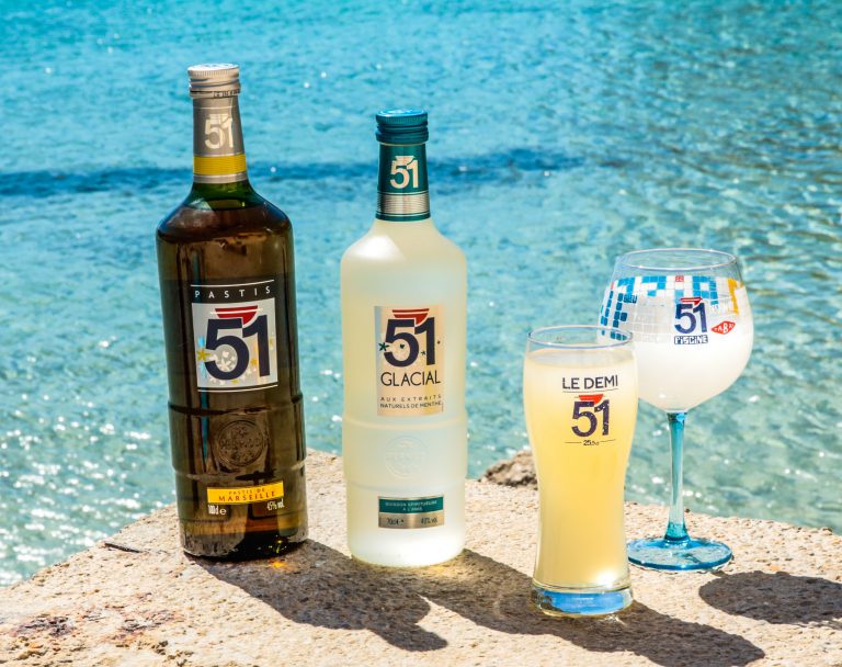 Pastis 51 et la découverte de Marseille | BW-YW